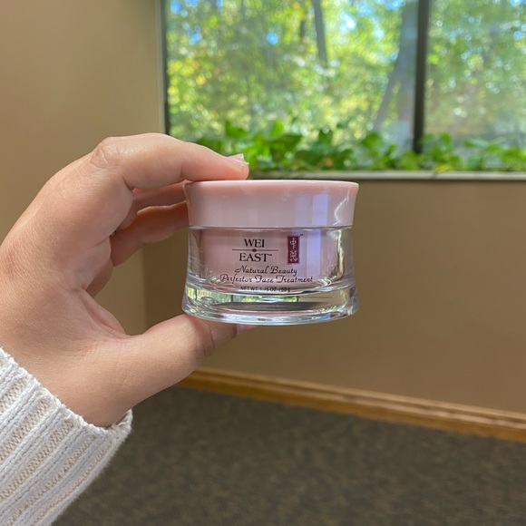 WEI EAST | Skincare | Nwt Natural Beauty Perfector Face Treatment ...